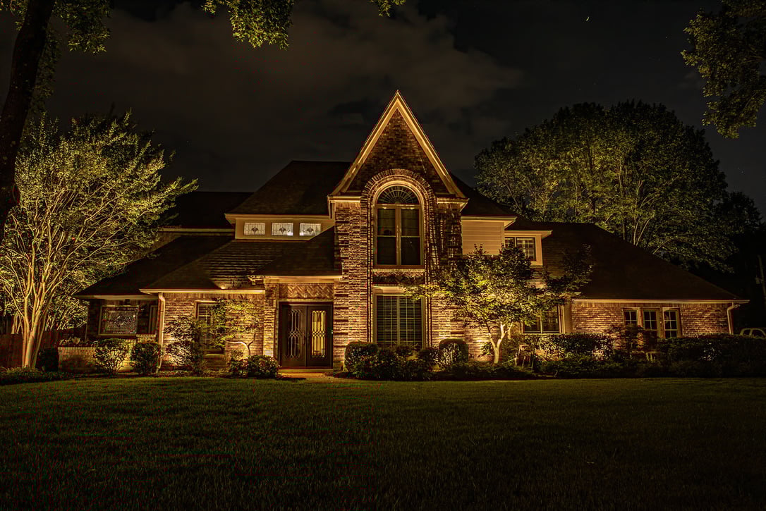 Up Lighting vs Down Lighting: Guide for Your Outdoor Space