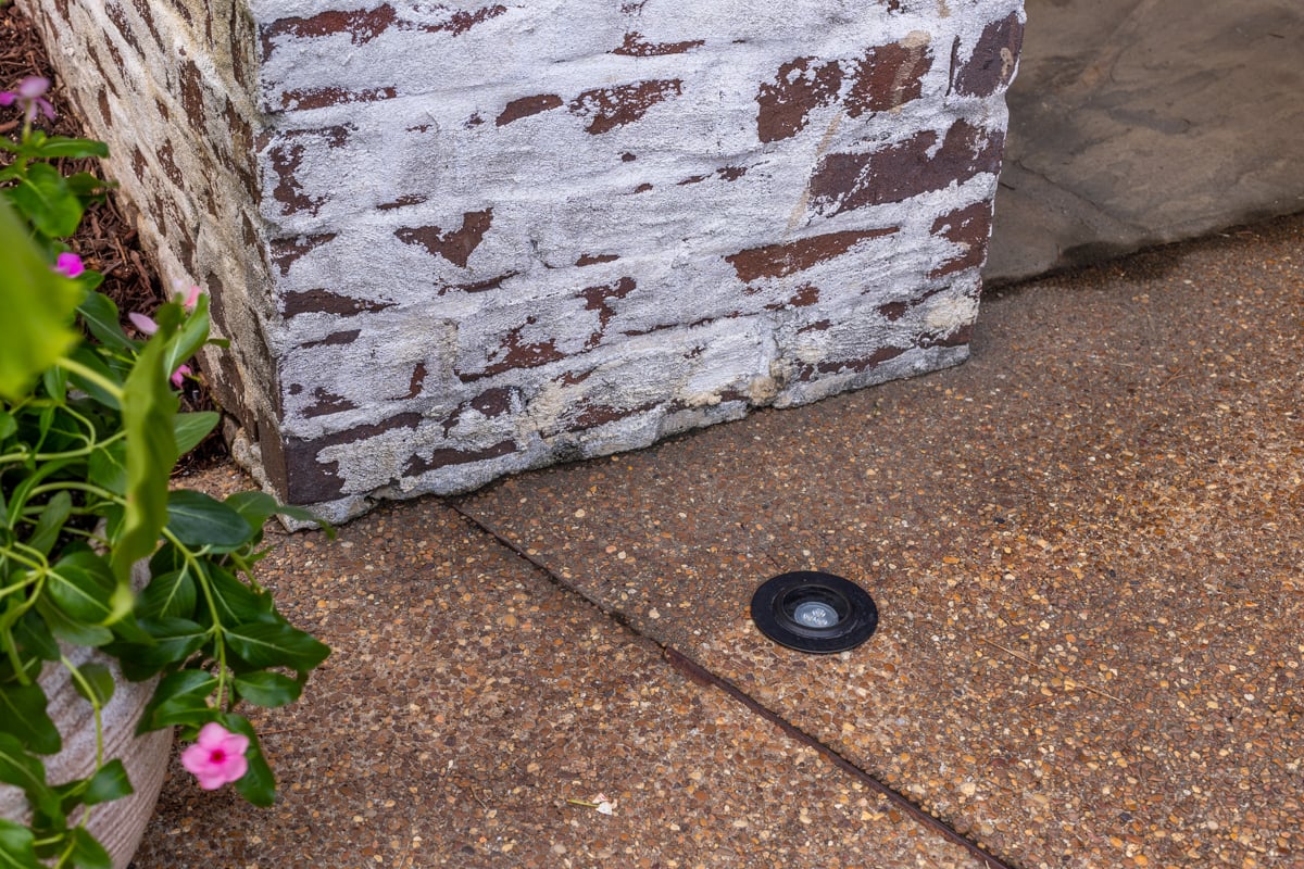 4 Lighting Ideas That Will Transform Your Driveway